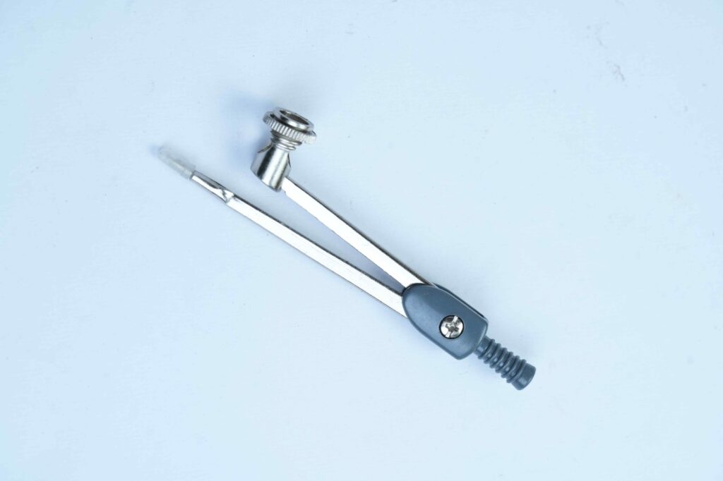 SELF CENTERING COMPASS - Sharp Stationery